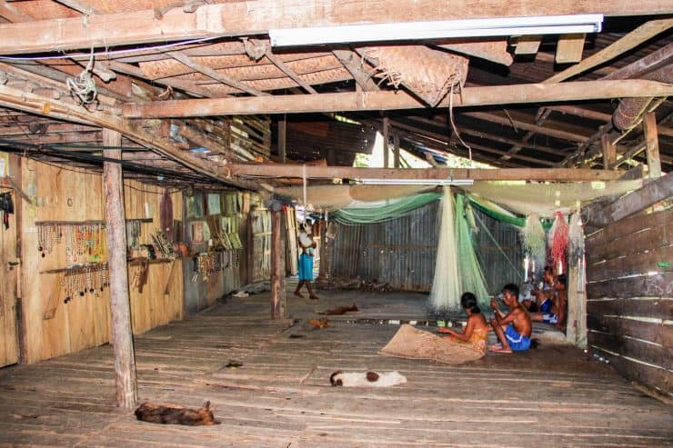 Visiting a Longhouse in Borneo – Living With the Iban of Sarawak