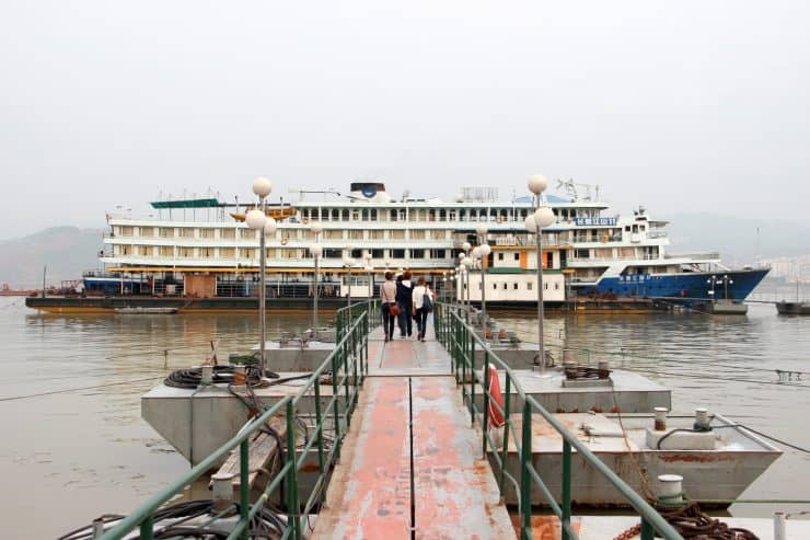 What to Expect on a Local Yangtze River Cruise in China