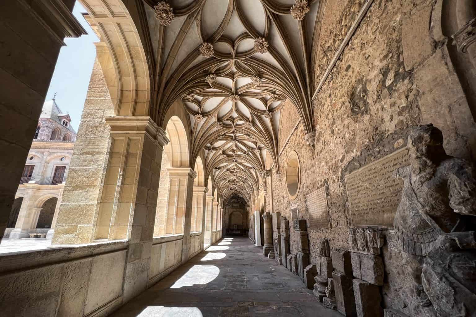 Things to Do in León, Spain – Empire, Kingdom and Camino